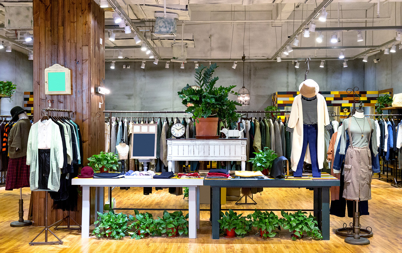 Full Service Commercial Cleaning & Maintenance | Alpat Complete Maintenance